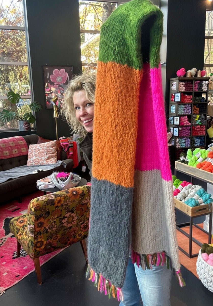 Colorblock Party Scarf Pattern – The Lamb & Kid