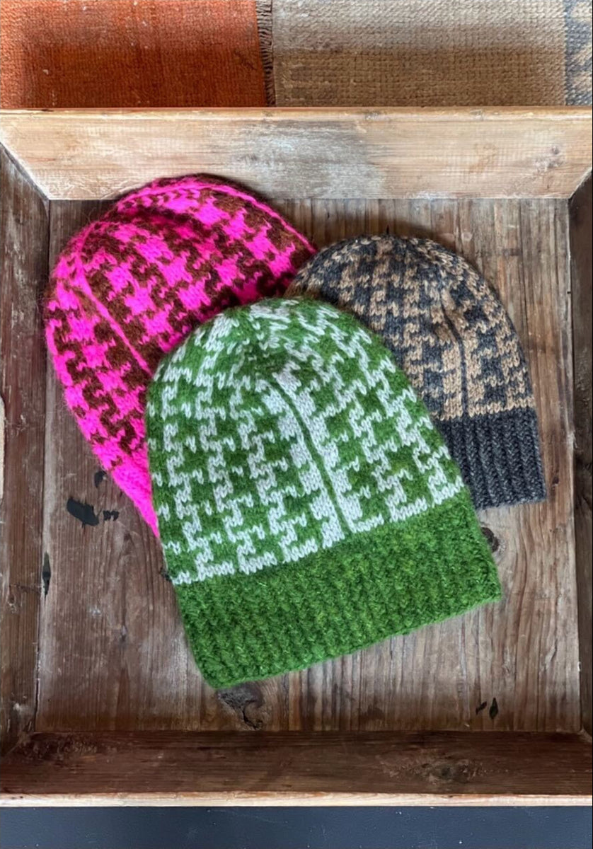 Rakish Hat Pattern – The Lamb & Kid